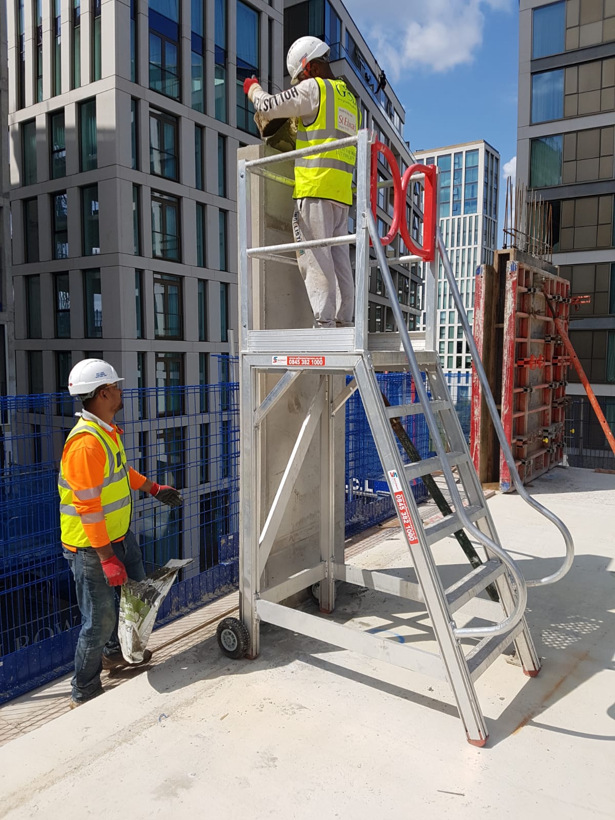 SafeSmart Keeps Workers Safe in the UK